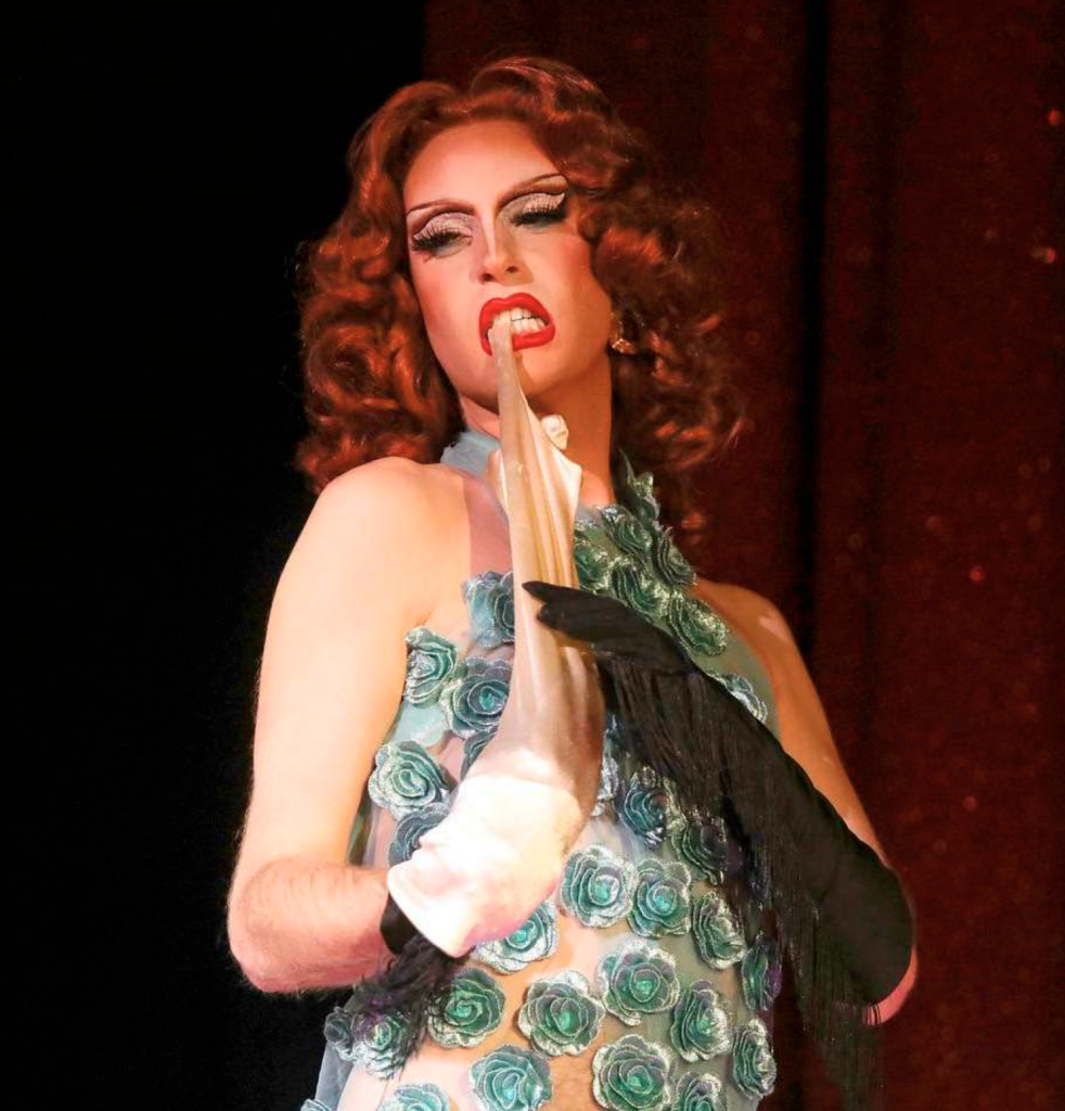 catherine-pine - Oh César by César Palace Paris